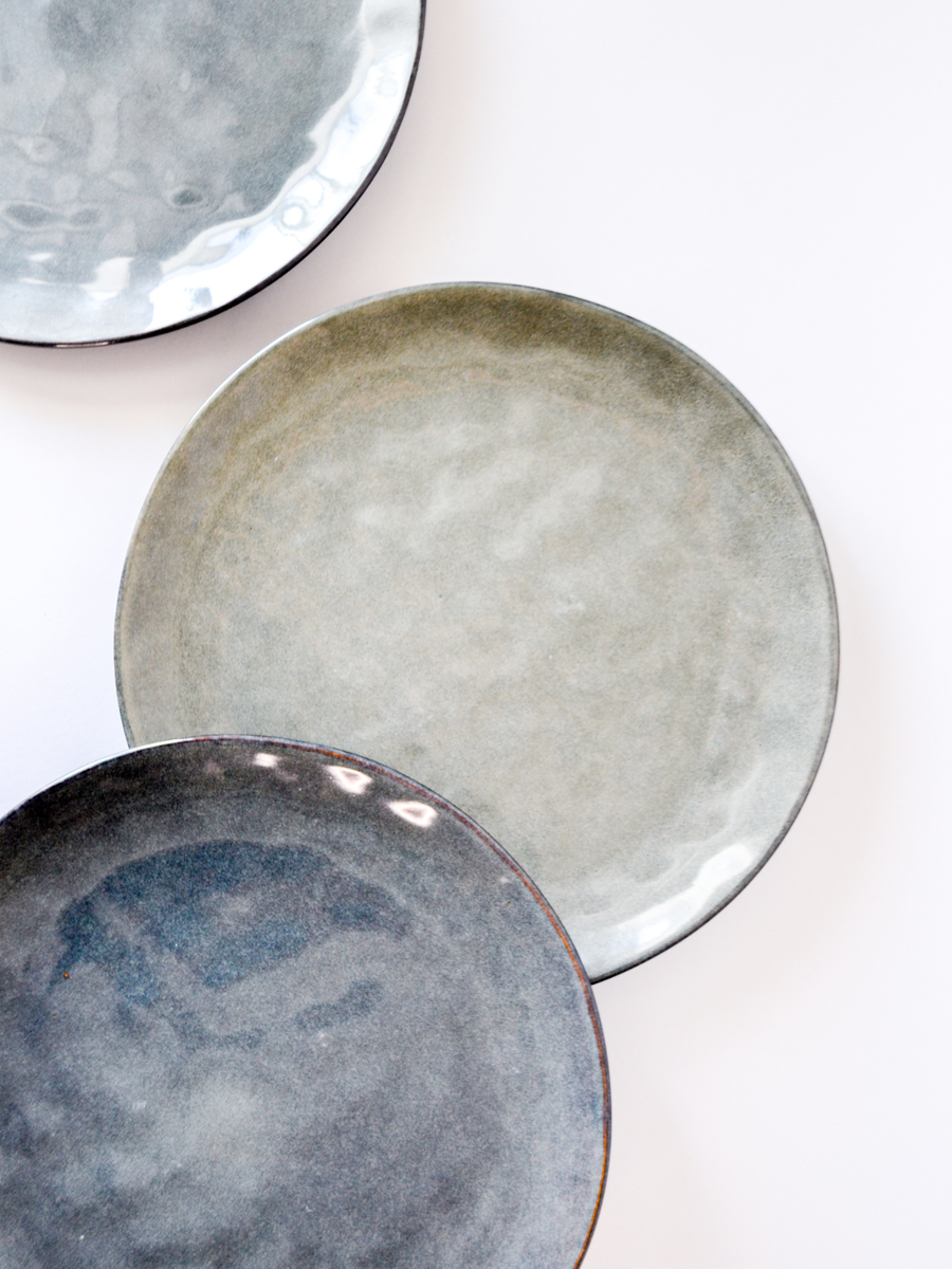 Blue Ceramic Plate – Celadon at Home